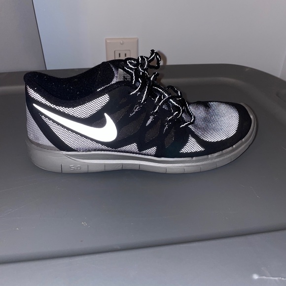 Nike | Shoes | Black Reflective Nike Sneakers | Poshmark